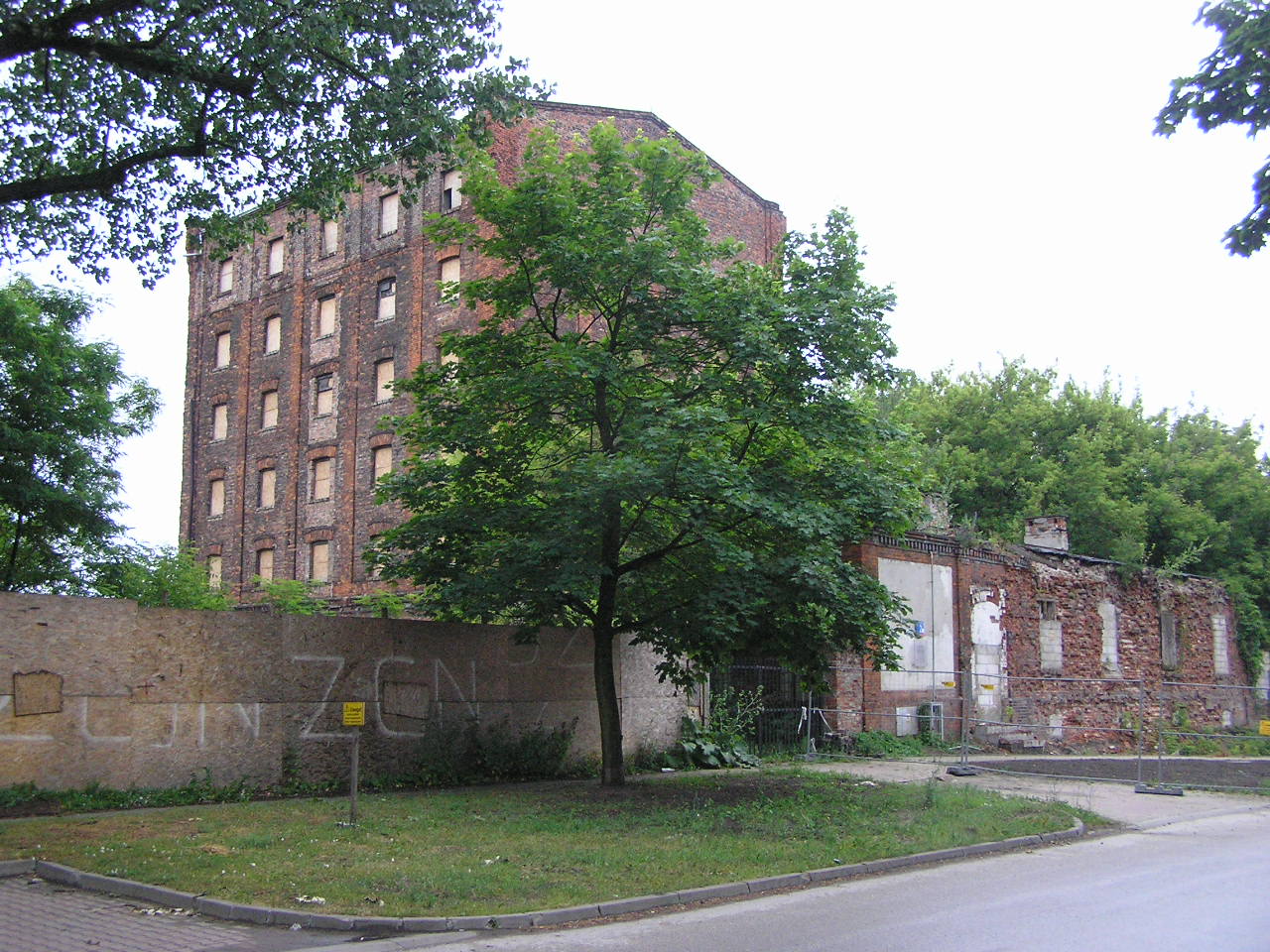 Zabytkowy spichlerz zmieni się w Praski Dom Rzemiosła "Młyn Michla ...